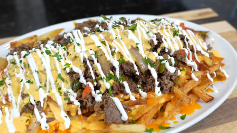 Philly steak cheese fries – Recipe quick and easy