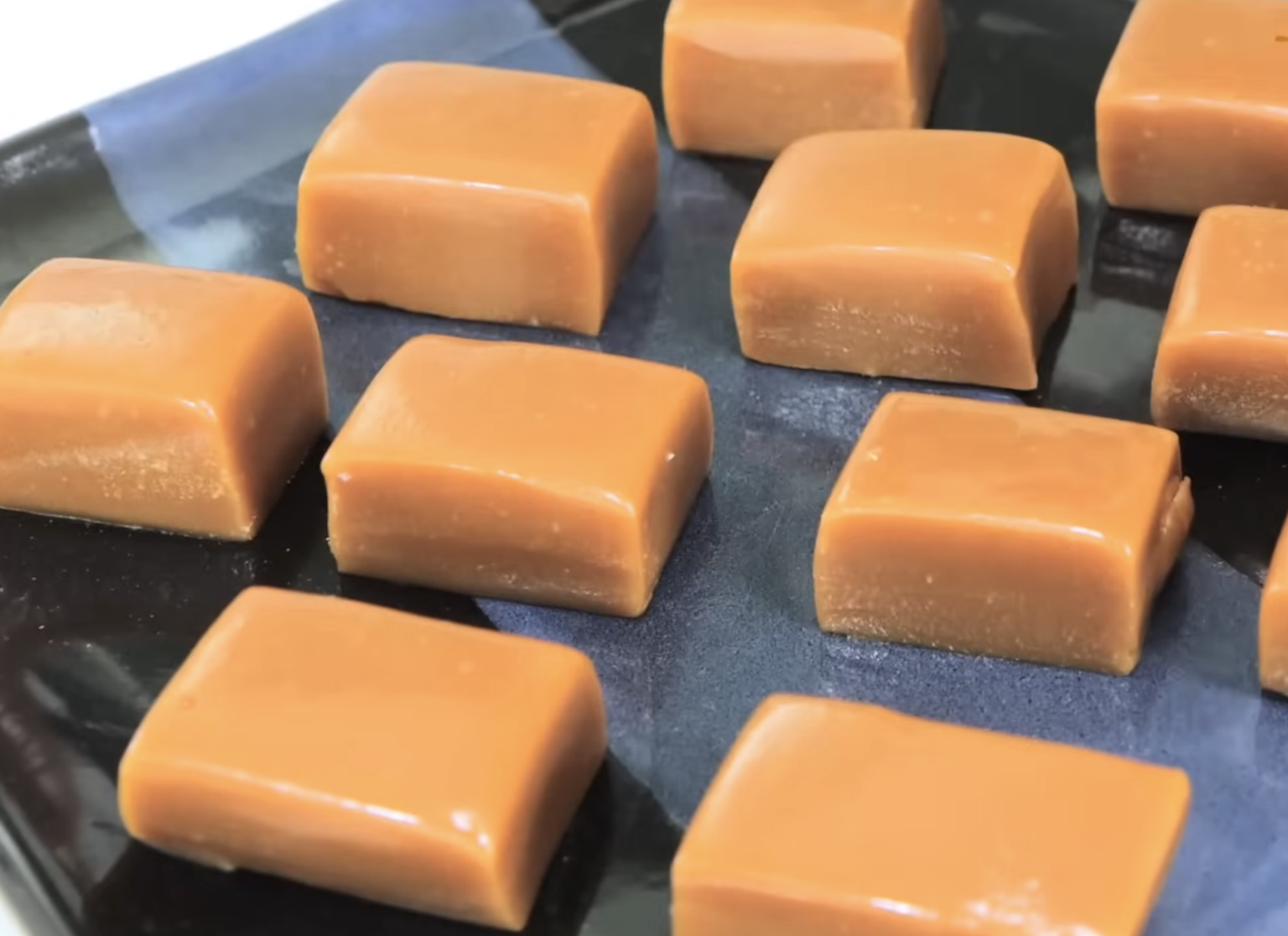 Homemade Caramel Toffee – Recipe quick and easy